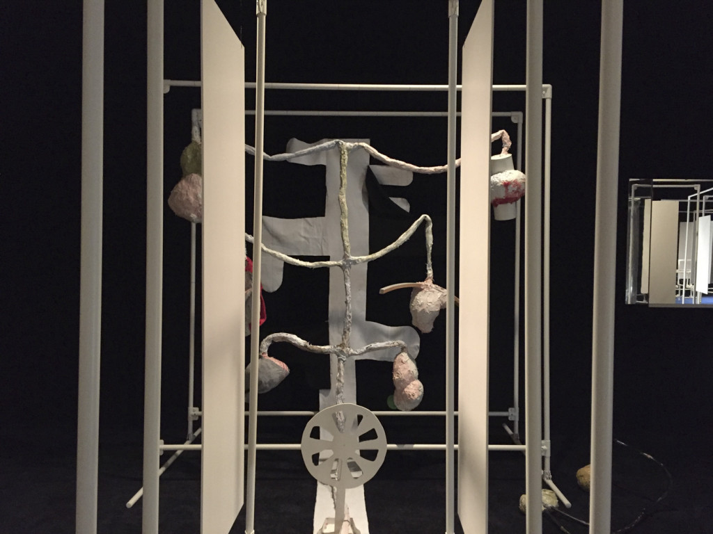 Los Angeles Gallery Crawl, December 2015 | Cindy Bernard